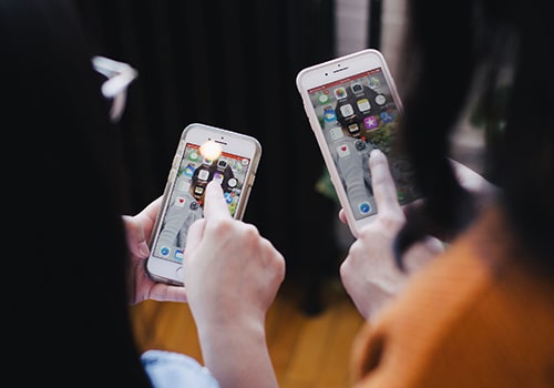 DarkCV - Bootstrap CV Resume Template